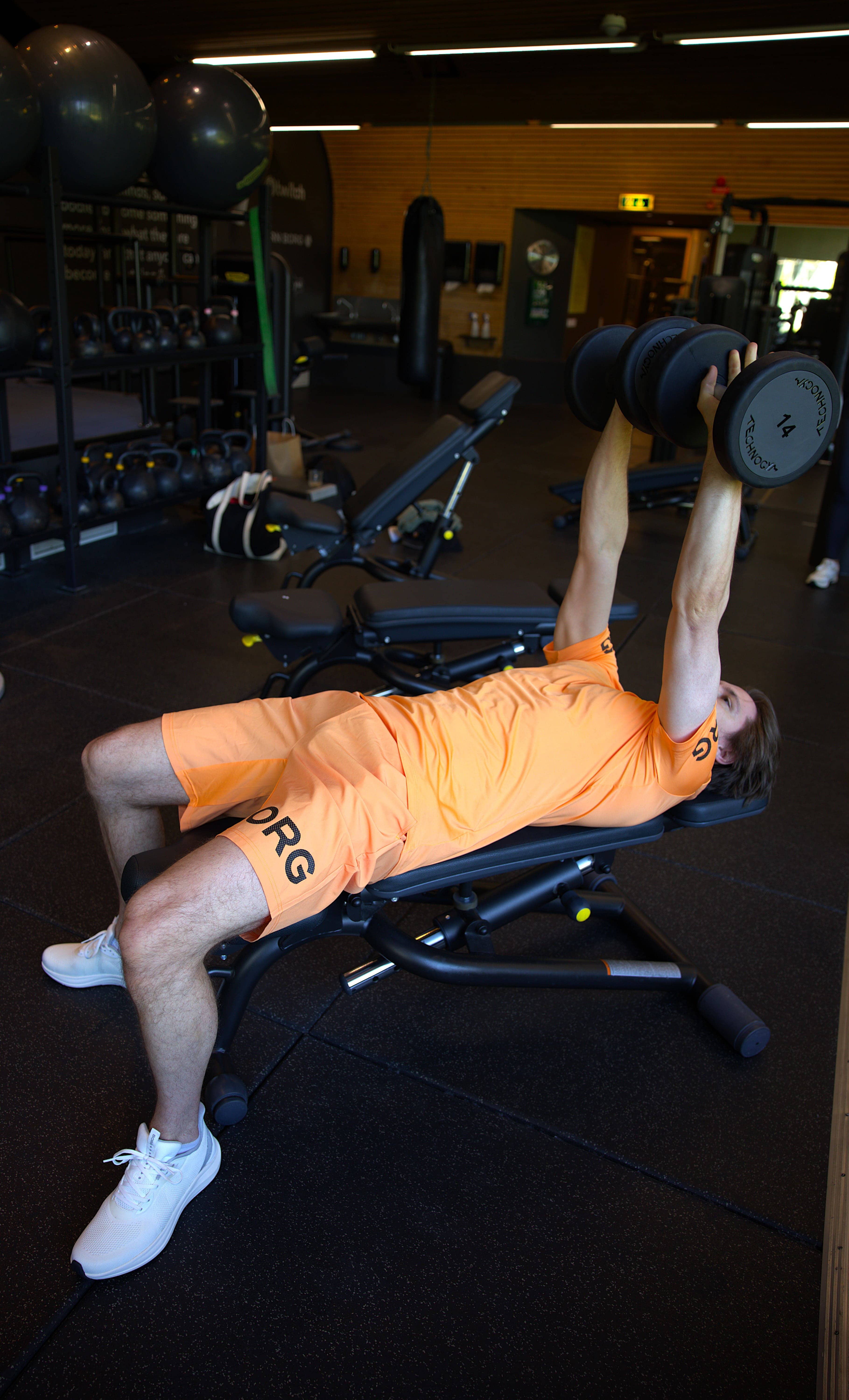 Eccentric Exercise - 10 Exercise Examples | Björn Borg